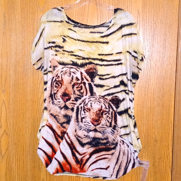 Source Unknown | Tops | Tiger Couple Bedazzled Short Sleeve Low Cut ...